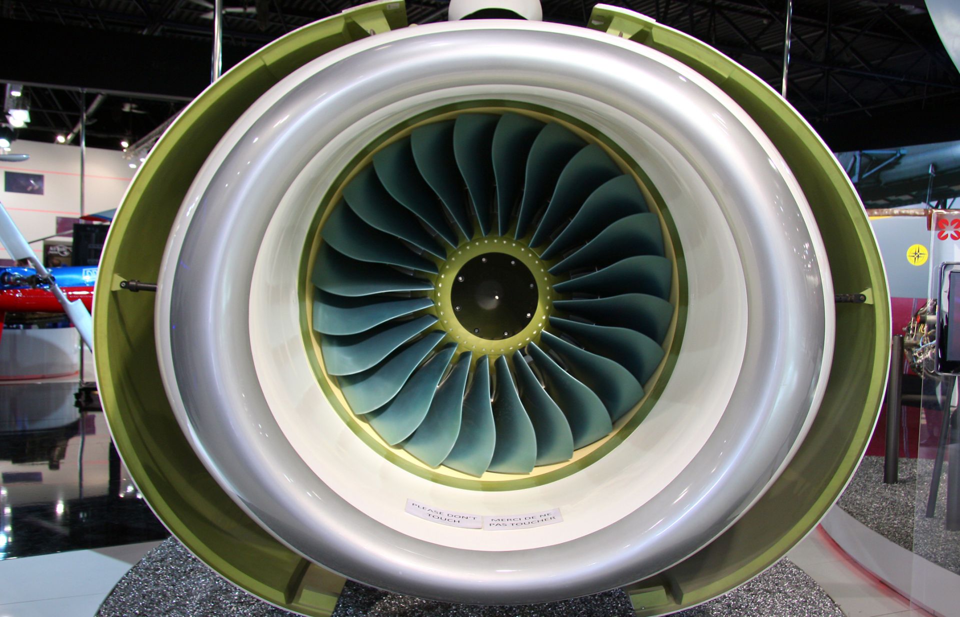 ГСС выпустила SSJ100 увеличенной дальности - NEWS — КОНТ
